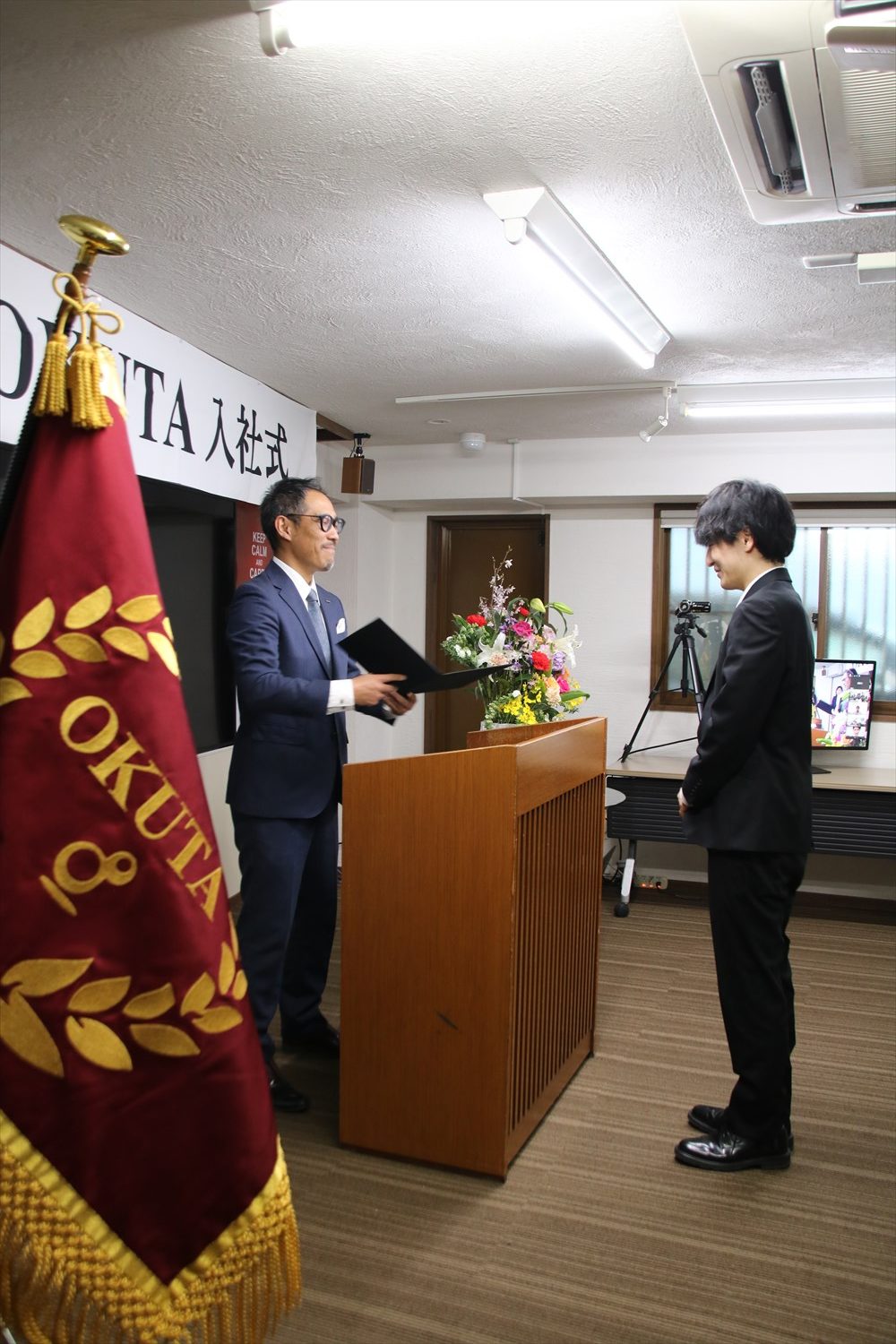 OKUTA 2024年度新卒入社式を行いました！ | LOHAS studio Blog ｜リフォーム・マンションリフォームならLOHAS ...