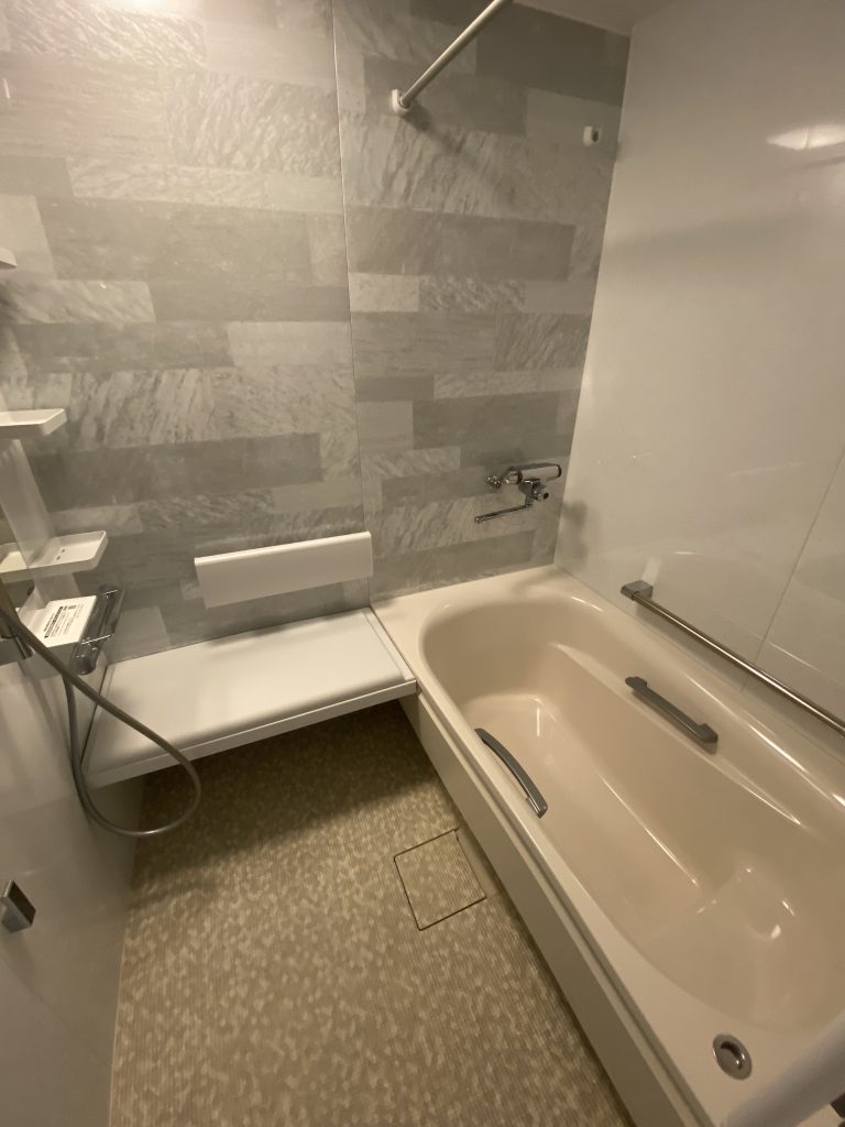 初のTOTO WYシリーズFタイプ | 小山 征吾＠OKUTA ｜リフォーム・マンションリフォームならLOHAS studio（ロハススタジオ） presented by OKUTA（オクタ）